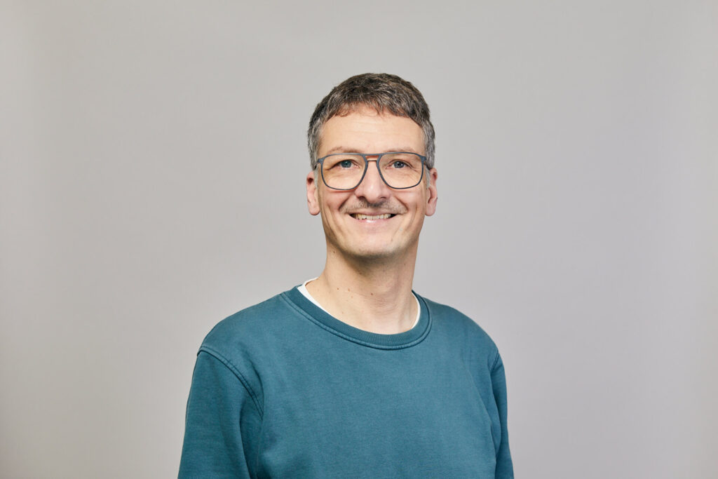 Homepage » Robert Kiefner